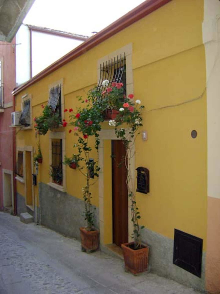 Nel Centro Della Città Ma Nella Pace Assoluta - Crotone