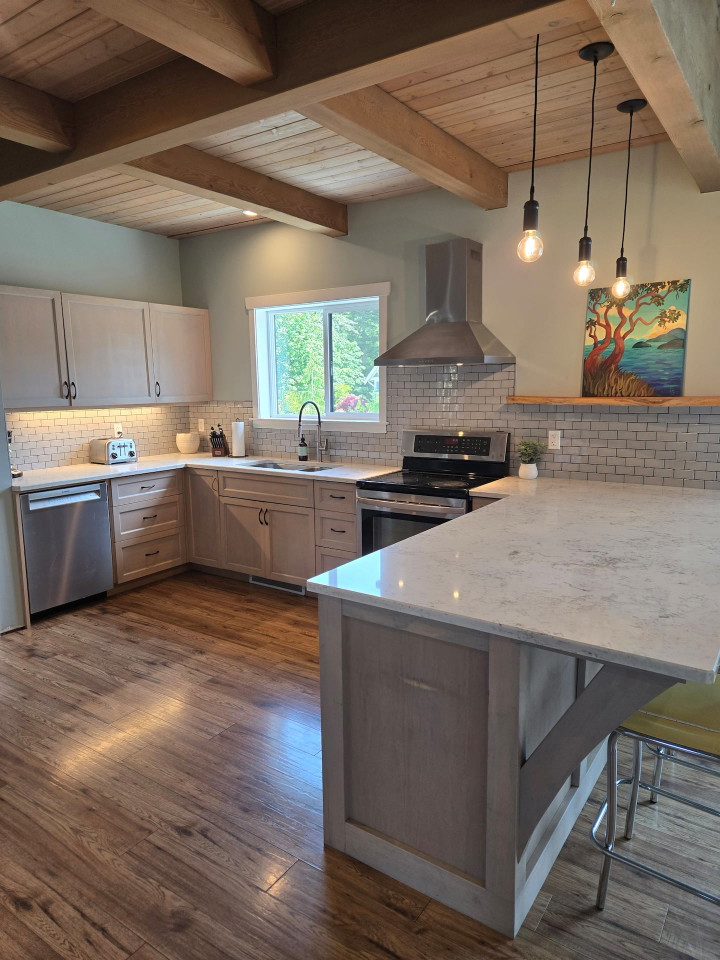 Coastal Haven - Comox