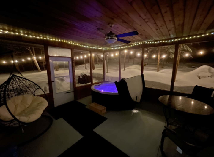 The Muskoka Room Huntsville With Hot Tub - Huntsville