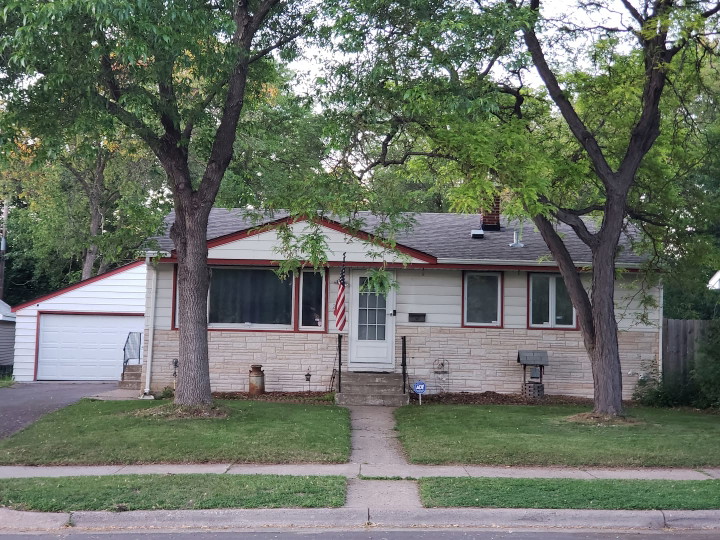 Cozy House - Saint Paul, MN