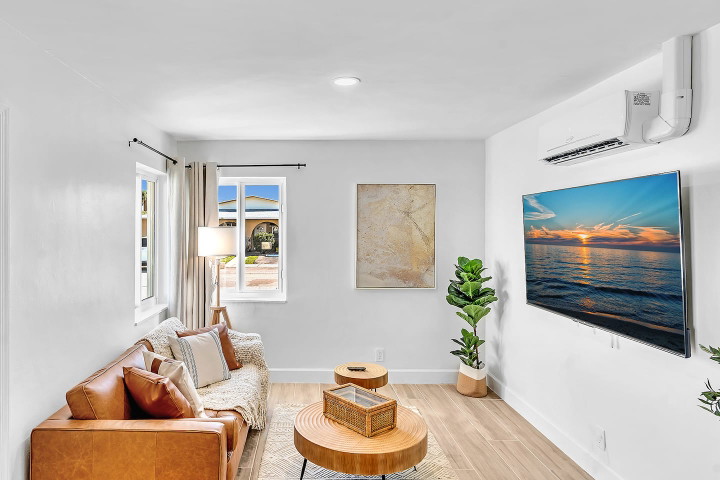 Charming Newly Constructed Stdio - Aventura