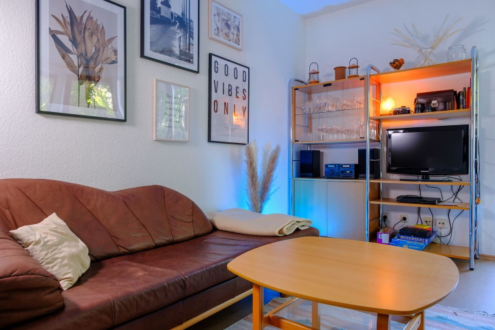 Cozy Apartment Near Kurpark Incl. Parking And Pool - Wiesbaden