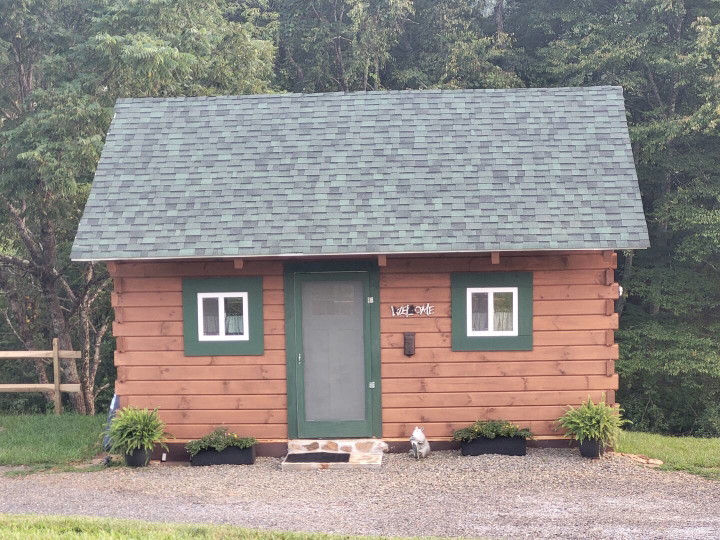 "Bear Den" - Hillsville, VA
