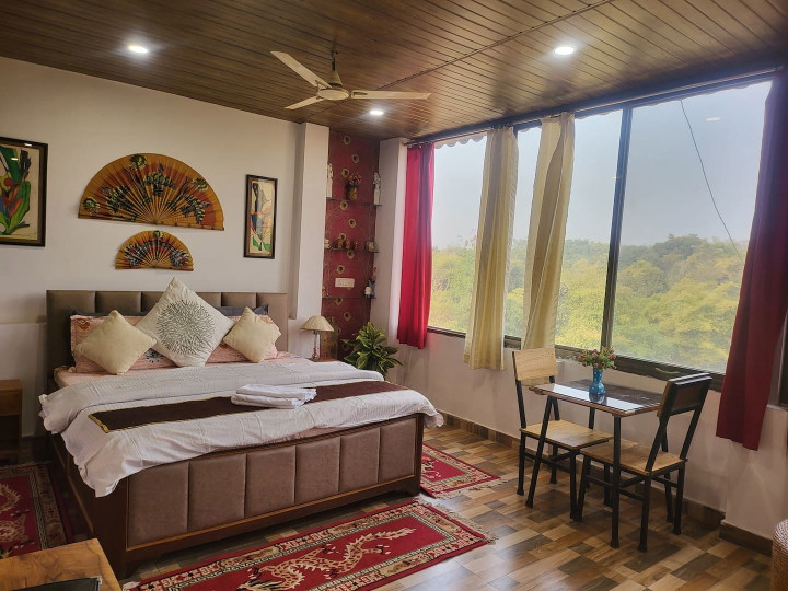 Vanraj Gold Suite - Jabalpur