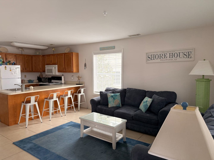 One Block From Boardwalk And Beach, Pool Onsite - Wildwood, NJ