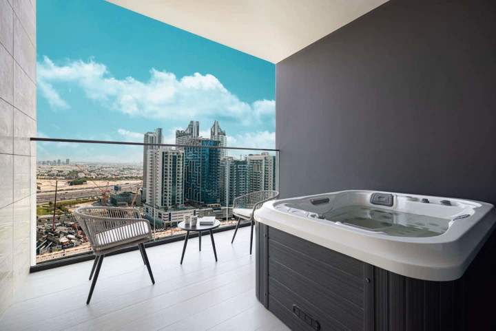 New Studio In Business Bay With Private Jacuzzi - Dubai