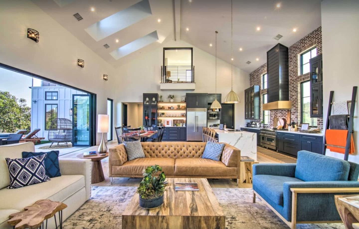Luxury Home W/ Breathtaking Views On Avocado Grove - Temecula, CA