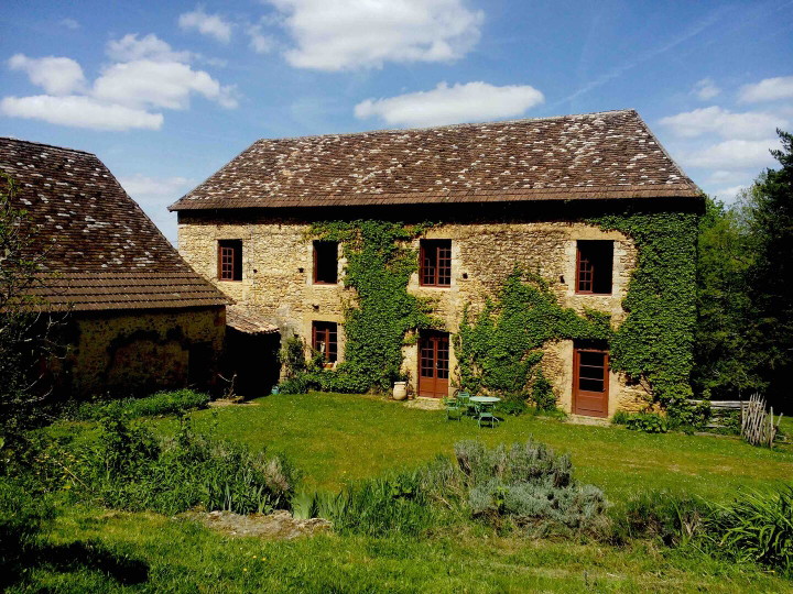 Touvent House In The Middle Of The Forest - Les Eyzies-de-Tayac-Sireuil