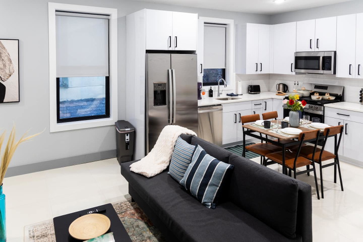 Modern 2br  Quick Nyc Access + Free Parking - New York City