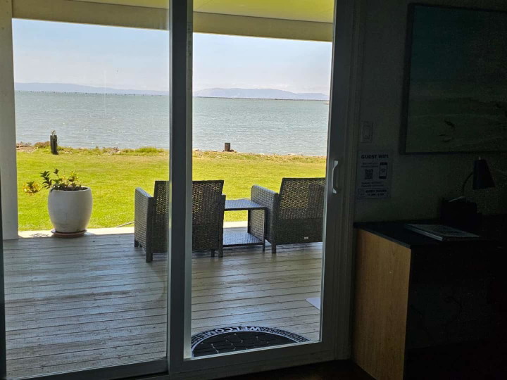Prime Bayview Rm W/ Pvt Entry, Bath & Car Parking - Oakland, CA