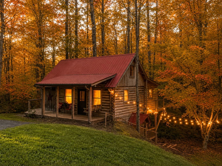 Log Cabin | Fire Pit + Porch | Pets | Near Clayton - Clayton, GA