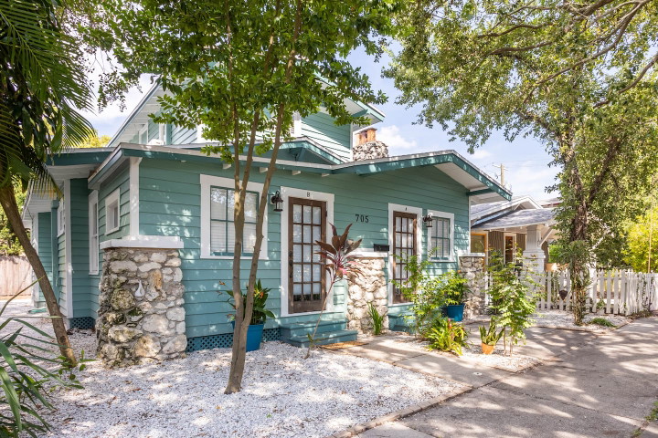 Suite Bungalow A Hyde Park Village Soho - Tampa, FL