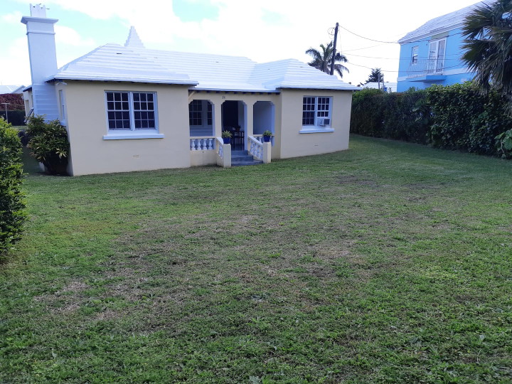 Cozy Stand Alone Cottage With Bermuda Character - Bermuda