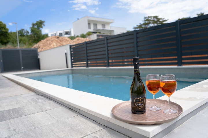 Sobol Apartments Ventus With Private Pool - Crikvenica