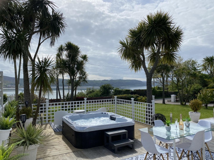 Rural-moderno-baño Privado Con Ducha-vista Al Mar - Escocia