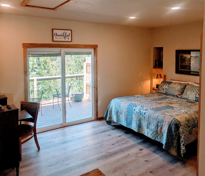 Valley View Retreat For Two - Mount Rushmore, SD
