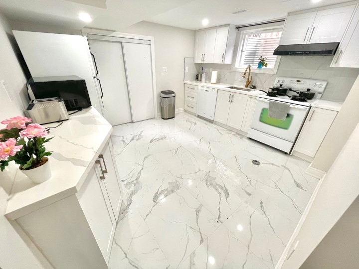 New 3 Bedroom Basement With En-suite! - Markham