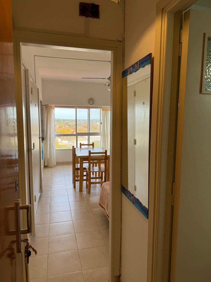 Dpto. En El Centro De Miramar - Miramar