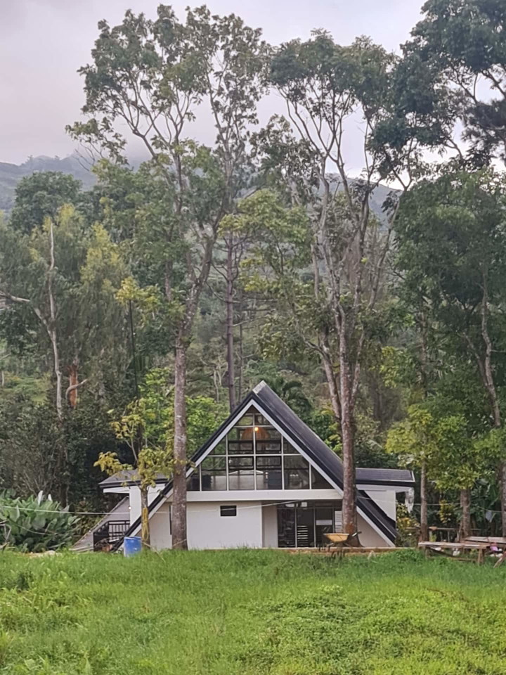 Group Getaway W/ Pool & Bonfire Near Osmeña Peak - Badian