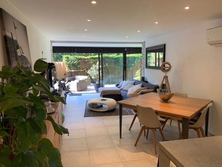 Appartement Dans Résidence Avec Piscine Proche Mer - Mandelieu-la-Napoule