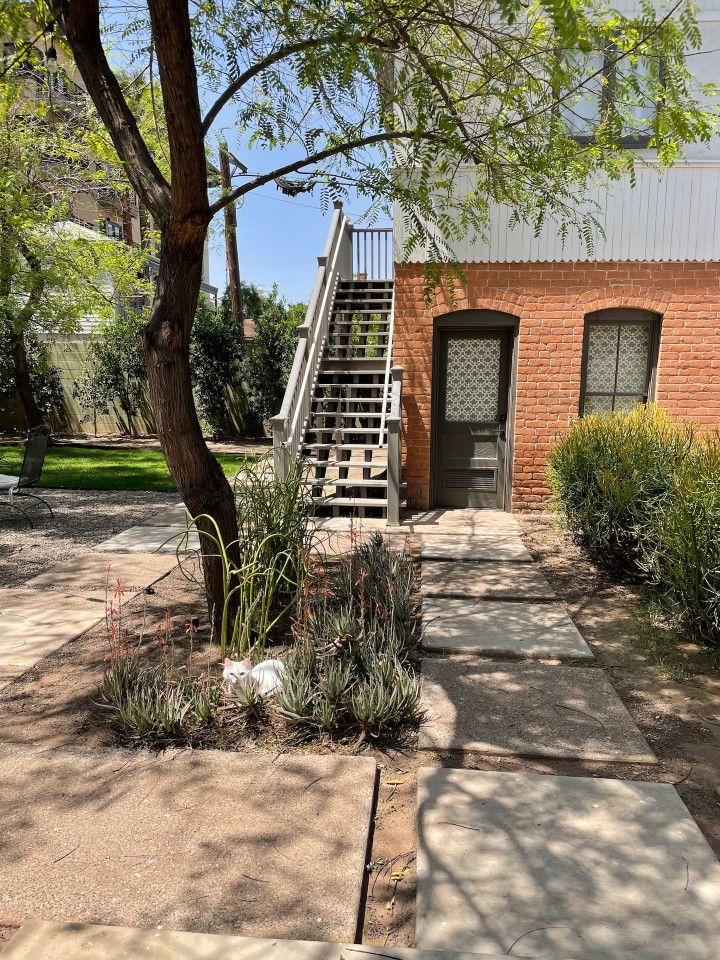Adorable Historic Carriage House In Dt Phoenix! - Phoenix, AZ
