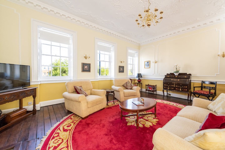 Georgian Townhouse | Central St Neots Nr Cambridge - St Neots