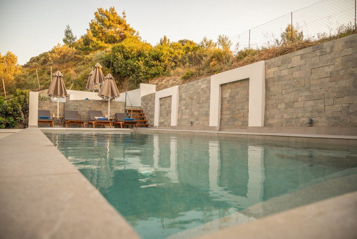 Erato Superior Suite | Your Modern Oasis - Faliraki