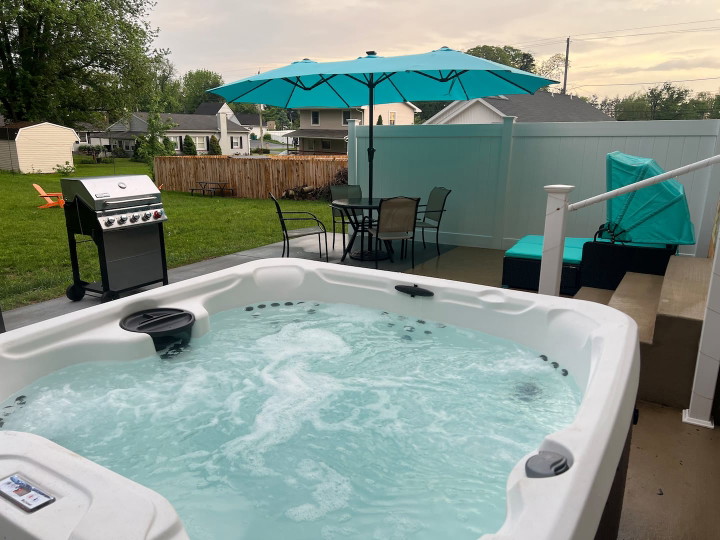 Hot Tub · Game Room & More· 8 Min To Hersheypark! - Hershey, PA