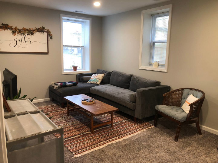 Cozy, Clean, And Pet Friendly Riverwest Apartment - Milwaukee