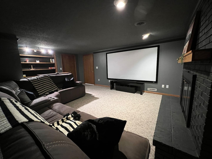 Spacious 5 Bedroom Great For The Whole Family - Fargo, ND