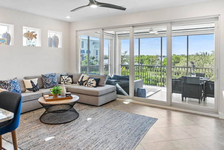 Waterfront 3br Retreat W/ Pool & Balcony Views - Bradenton, FL