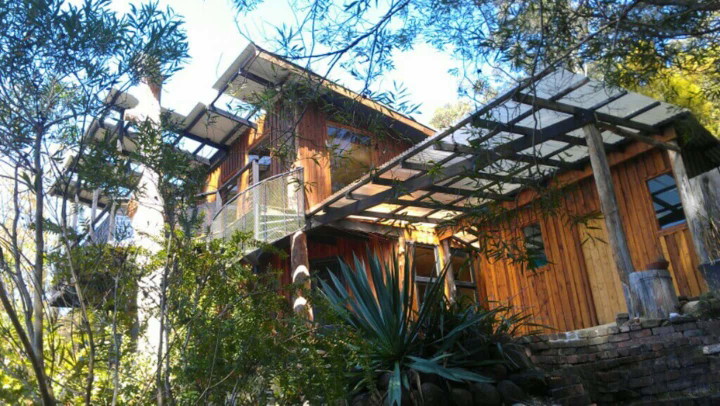 Inside Outside Accommodation - Hobart