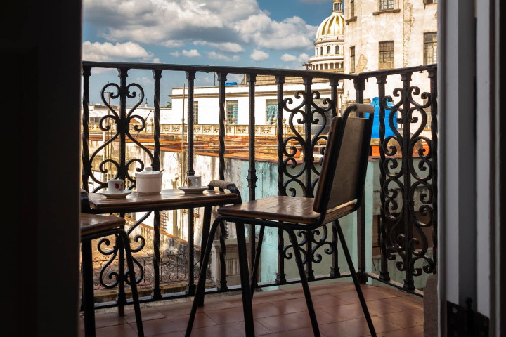 "Tres B@lcones" Apartment - Havana