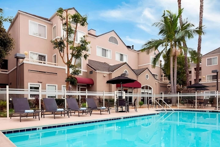 Your Gateway To San Diego's Charms! Pets Allowed! - San Diego, CA
