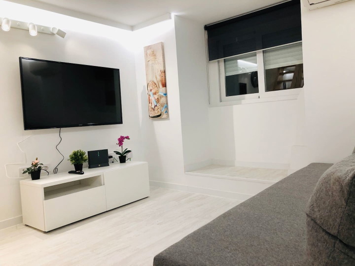 Cosy Apartment In Malasaña / Parking 15 Per Day / Gran Vía - Madrid