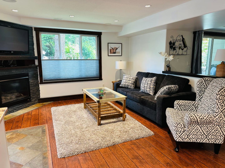 Beautiful Ground Level Suite - Comox