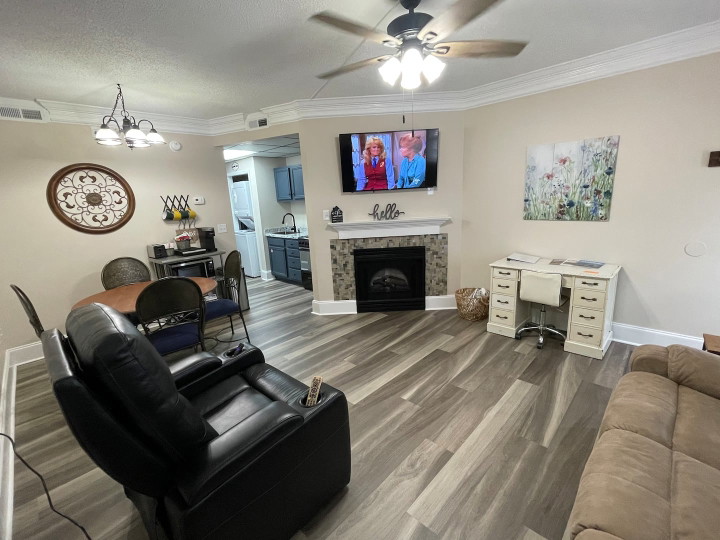 C & Cs City Condo - Pigeon Forge, TN