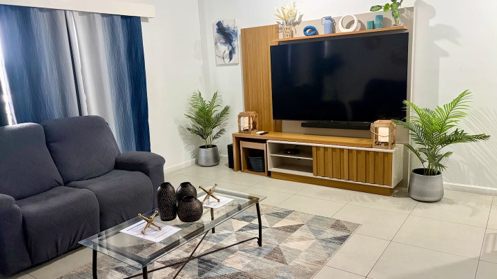 Secure Stylish Condo: Pool, King Bed, Near Airport - Trinidad and Tobago