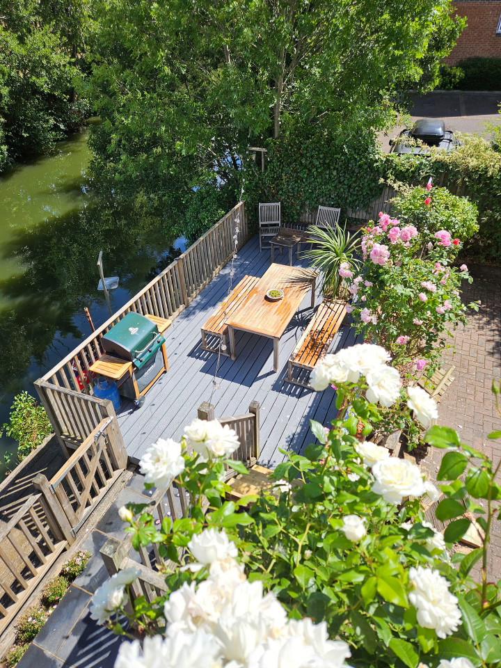 Riverside Townhouse, Free Parking, Amazing Views - Sevenoaks