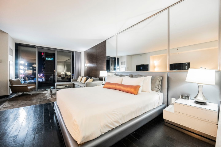 Tf38 Strip View Studio  Balcony  No Resort Fee - 라스베이거스, NV