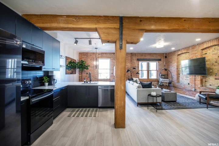 Newly Renovated Industrial Modern Downtown Loft - Salt Lake City, UT