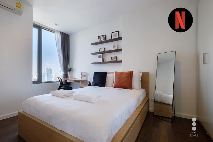 Corner 1br 45sqm 38th Fl. +Stunning Pool-7m To Bts - Bangkok