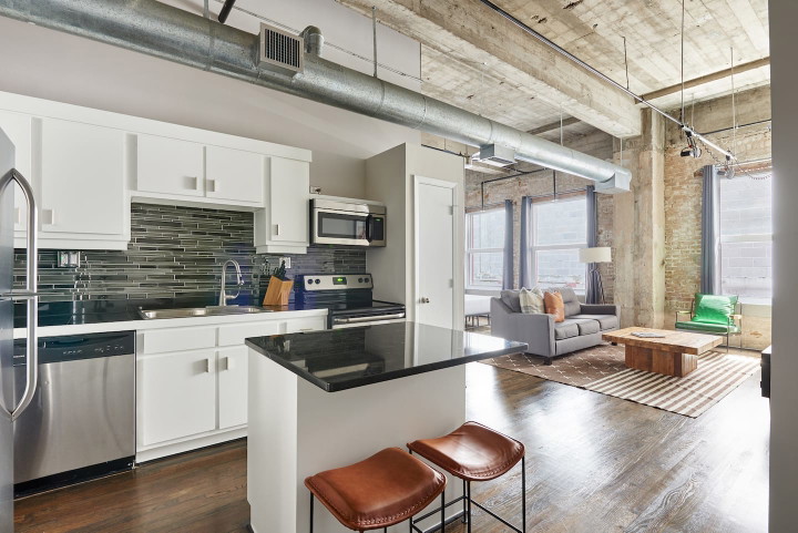 Fantastic Studio W/ King Bed - Houston, TX
