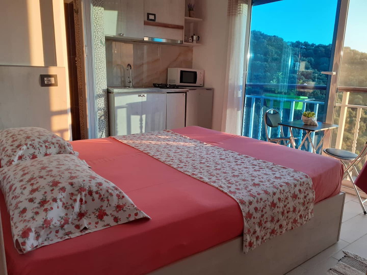 21 Studio With Balcony And Sea View In A Villa - Albania