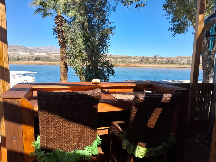 Peaceful Retreat By The River - Laughlin, NV