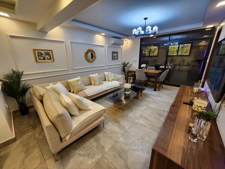 Chic Apartment In Front Of The Galerie La Fontaine Mall - Kinshasa