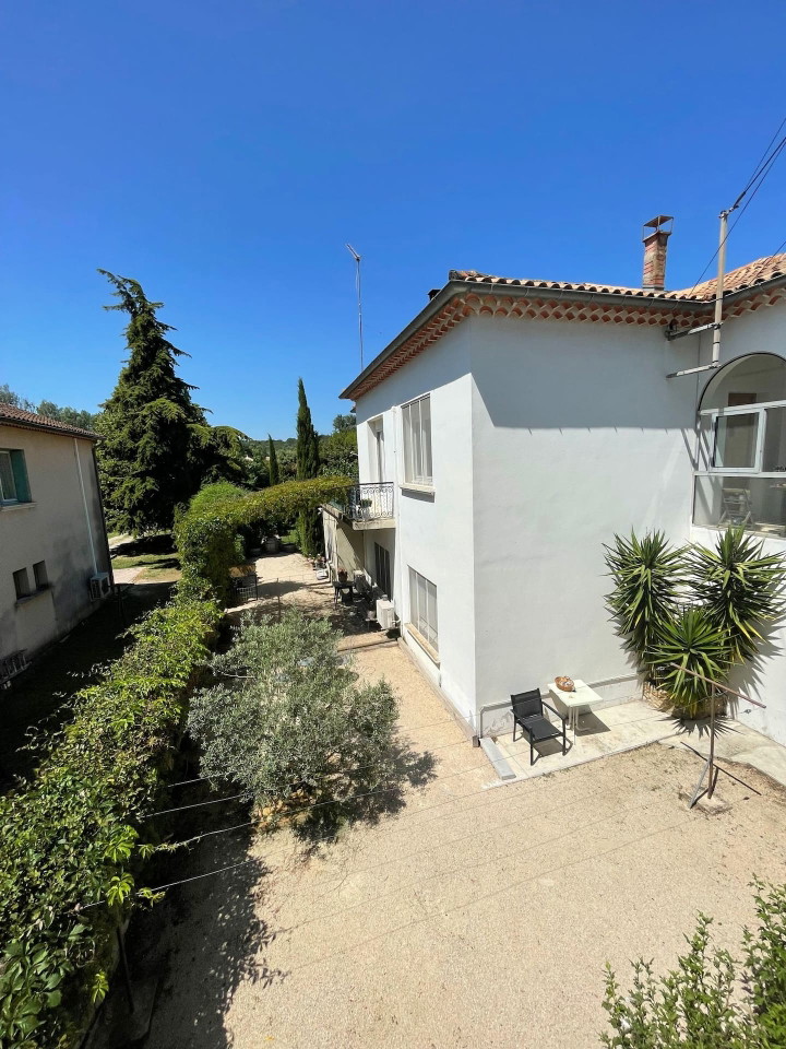 Villa Avec Jardin,piscine Et Poolhousse - Orange, France