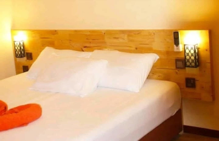 Cosy 3 Bedroom Villa - 30 Mins Speedboat From Male - Maldives