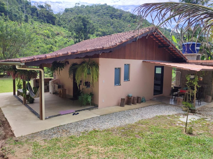 Casa Na Beira Do Lago Em Lumiar - Galdinópolis - Nova Friburgo