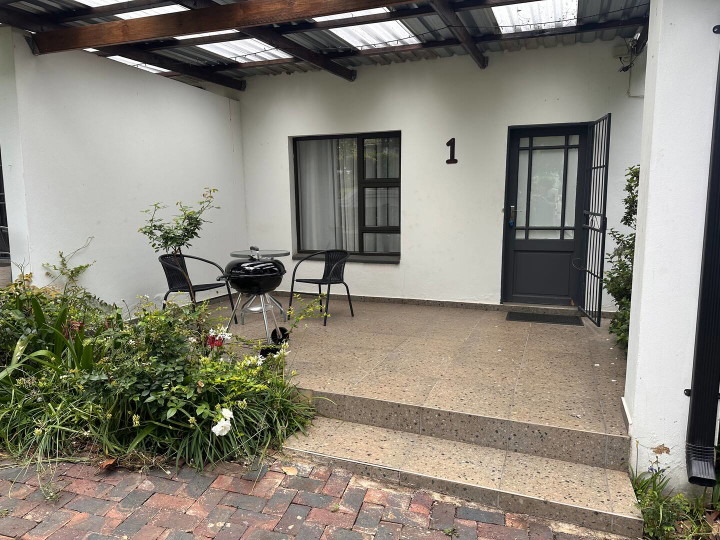Steenkoppies Estate Semi Self Catering Unit 1 - Magaliesburg